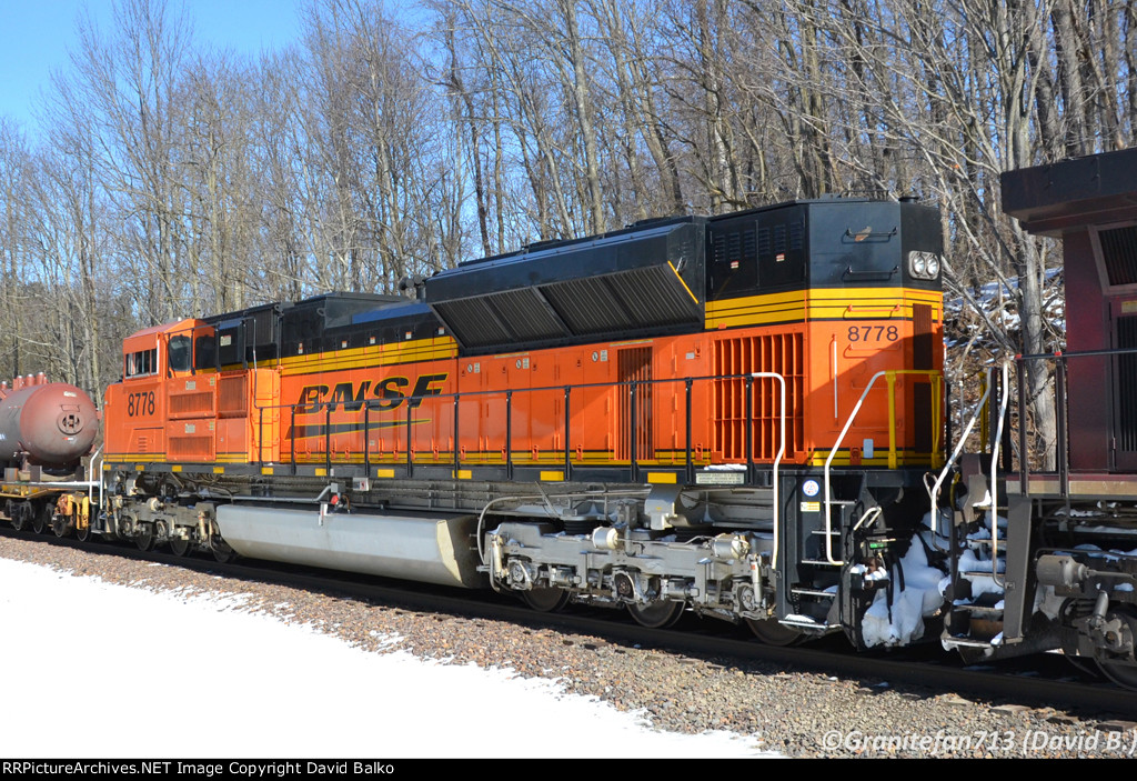 BNSF 8778